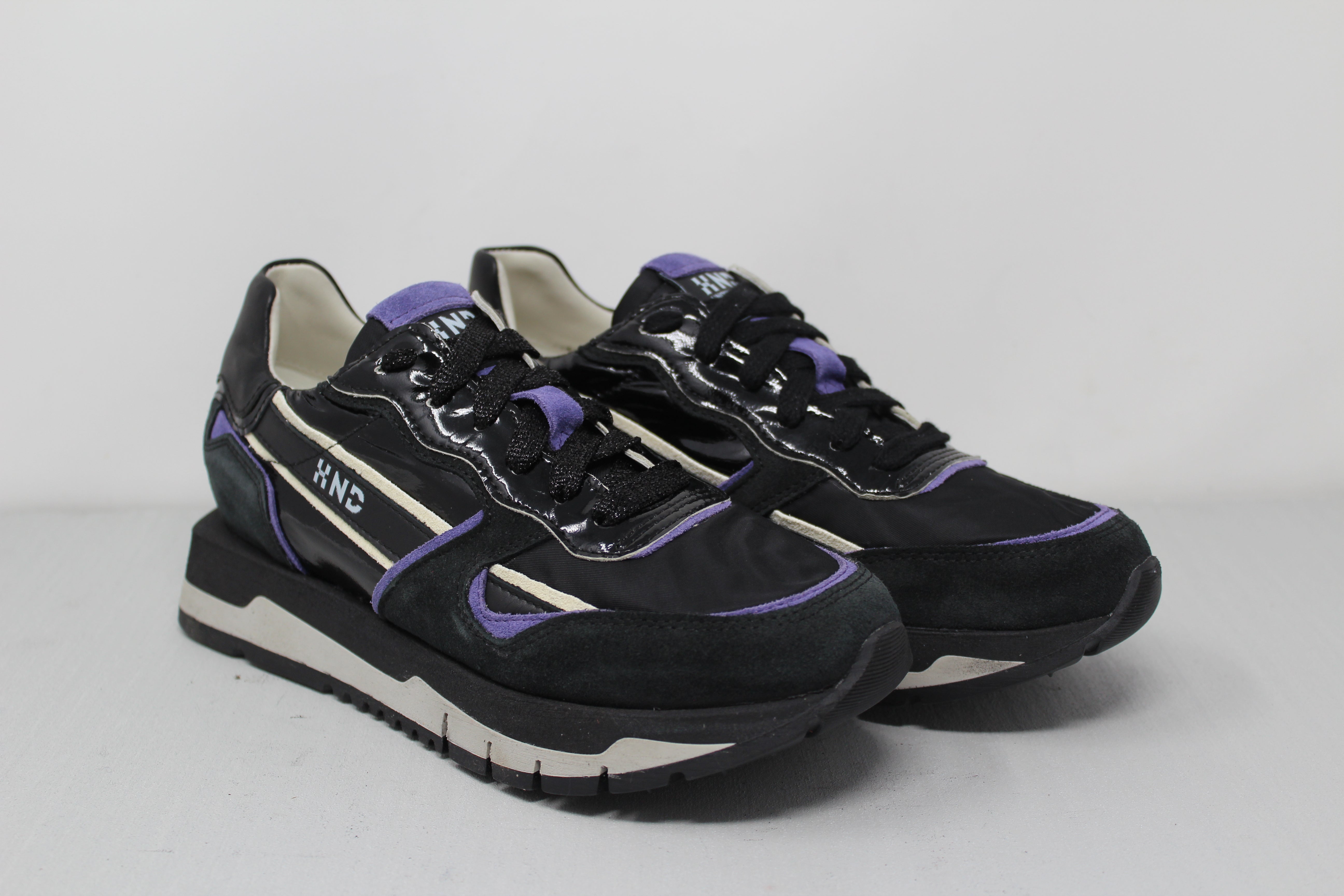 W6112 2 Sample Hundred100®